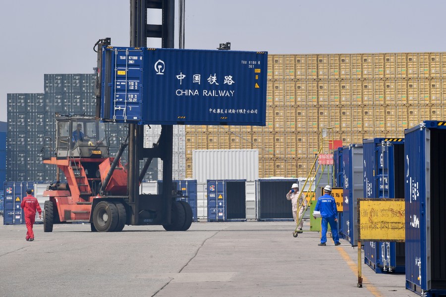 Chinese container manufacturer CIMC posts record H1 performance - 平面媒体 ...